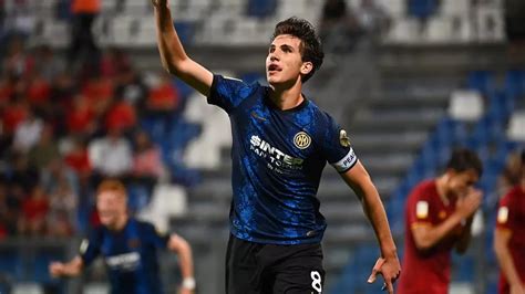 Reading Sign Casadei On Loan From Chelsea Until End Of Season Soccer