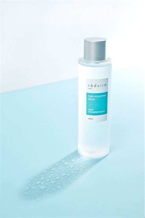 수분 화장품 연출컷 물 물방울 화장품 토너 클렌징 워터