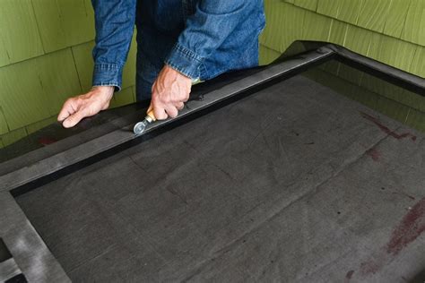 How To Fix A Screen Door