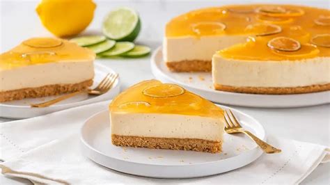 طرز تهیه چیز کیک ساده با بیسکوییت و ژله