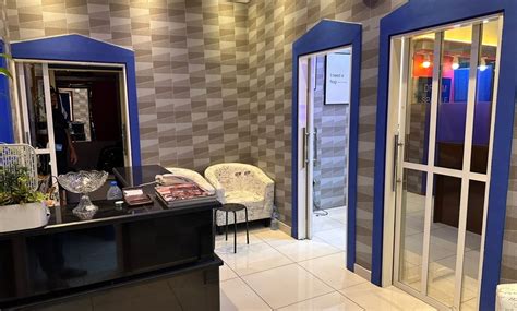 Haircut Beard Shave Hot Oil Treatment Facial At Lashbona Gents Spa