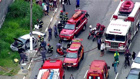 Vídeo Uma Pessoa Morre E Sete Ficam Feridas Em Acidente Na Zona Norte