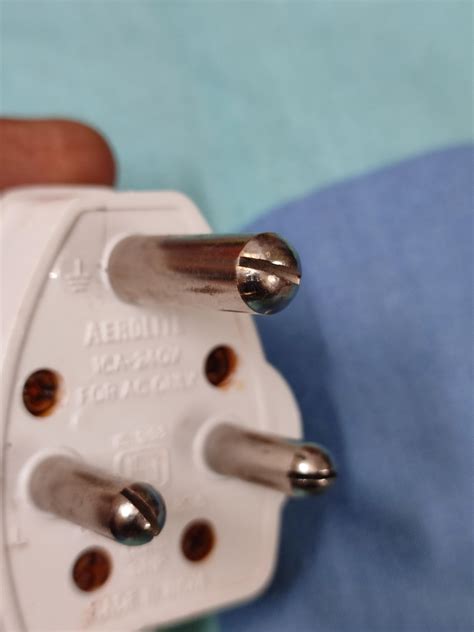 Why There Is Gap On Socket Relectricalengineering