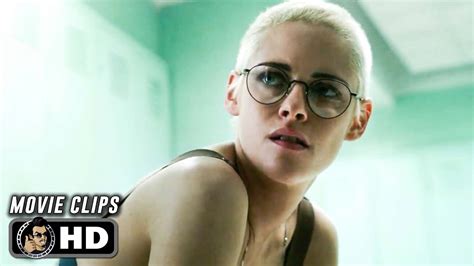 Kristen Stewart Feet Underwater