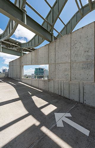 Campus Financiero Bhd Arquitexto