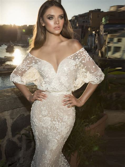 მოდური საპატარძლო კაბები რას ექცევა ყურადღება 2017 წელს