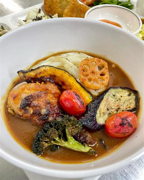 초이영양사 Lv28 참깨수제비 수제비는 소금물에 익혀서 80인분씩 나눠서 끓이기 계란 푸는 방법 수제비 동영상 참고 깔라마리샐러드 깔라마리 넣어서 다양하게