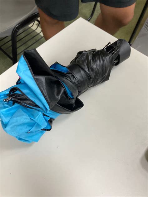 R603教室出現的雨傘 世新大學板 Dcard