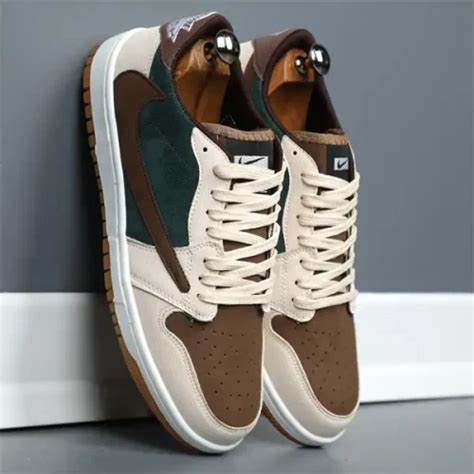 خرید و قیمت کتونی نایک ایر جردن ترویس As کرم یشمی