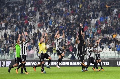 Buru Gelar Juara Liga Italia 2017 2018 Allegri Targetkan Juventus