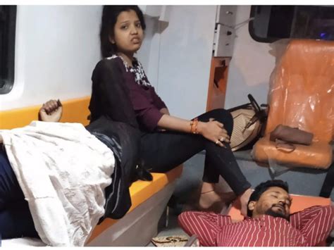 शादी समारोह से लौट रहे परिवार के पांच लोग घायल ड्राइवर को नींद आने से