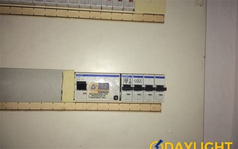 DB Box Switch Change Electrician Singapore HDB Geylang Daylight Electrician Singapore