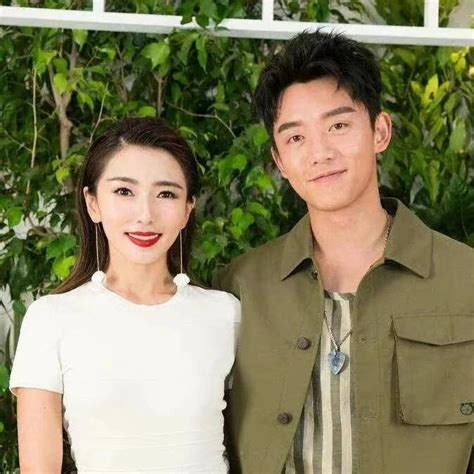 程曉玥官宣訂婚和未婚夫相識比鄭愷早看起來更靠譜 壹讀