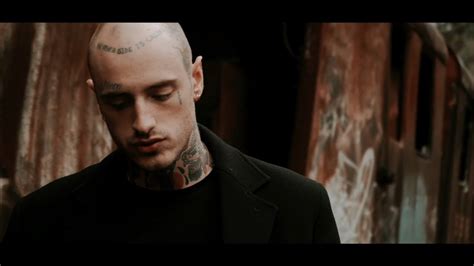 Django Différent YouTube Music