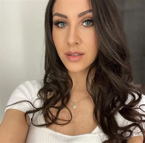 Jasmin Gnu Jasmingnu Instagram Photos And Videos In Merken