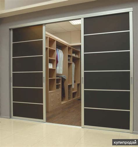 Гардеробные двери фото: 60 фото, идеи раздвижных, зеркальных и др ...