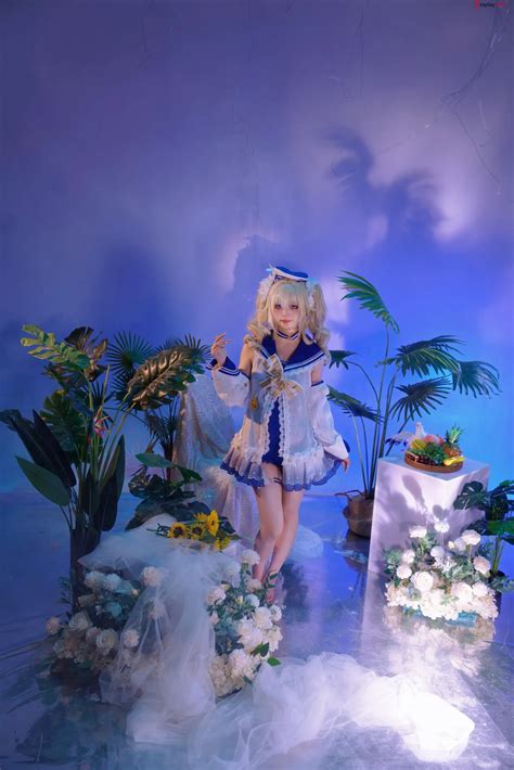 刺猬小姐 Miss Hedgehog Cosplay Barbara Genshin Impact Cosplayr18