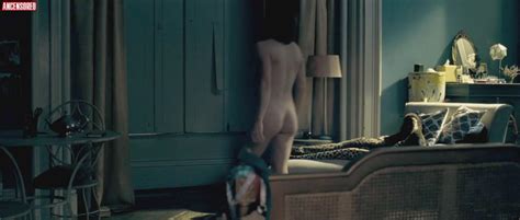 Naked Zoe Tapper In Blood I