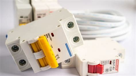 Guide To Choosing A Disconnector Switch Optim Elec