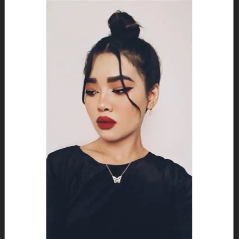 Ni Ilo 1 Threads Say More