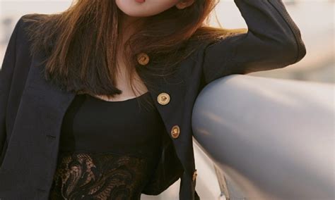 Profil Instagram Tiktok Wikipedia Dan Biodata Zhang Tian Ai Topikindo