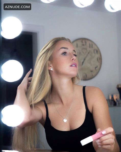 Giulia Gwinn Playing Football Aznude