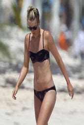 Maria Sharapova Bikini Candids Cancun April 2014 CelebMafia