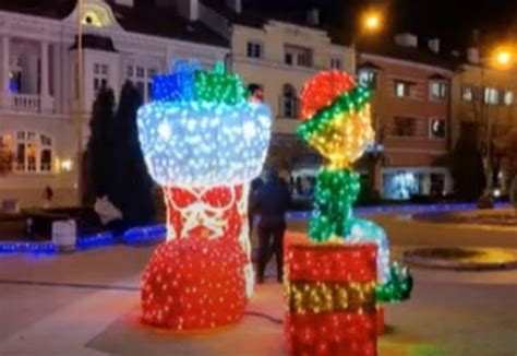 Един български град изсипа над 100 бона за коледна украса