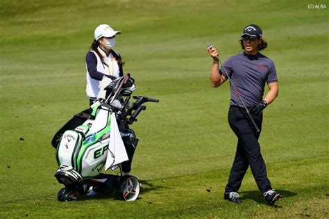 ＜速報＞石川遼が21年国内初戦をバーディ発進 キャディは妹