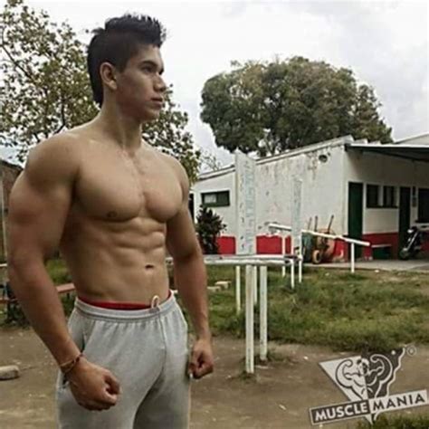 The Beauty Of Male Muscle Alejandro