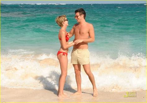 Latest Hot Sara Paxton Bikini Pics