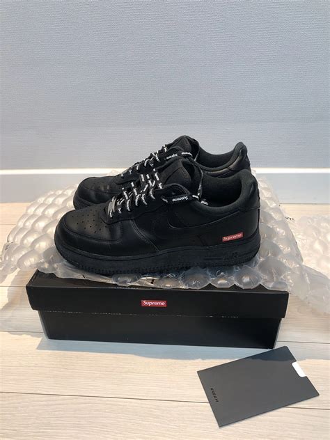 나이키 슈프림 에어포스 검정 2 당근 중고거래