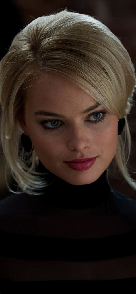 Movie The Wolf Of Wall Street Naomi Lapaglia Margot Robbie 828x1792