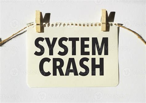 Card With Text SYSTEM CRASH Diagram And White Background 24097243 Stock Photo At Vecteezy