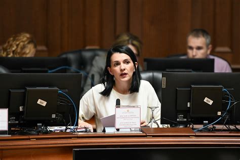 Костадиновска Стојчевска Сo софтвер ќе „ловат“ дивоградби на охридското крајбрежје Meta Mk