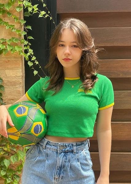 Júlia Gava Photo On Mycast Fan Casting Your Favorite Stories