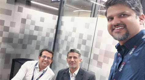 Shriyash Umberkar On Linkedin Its Always A Pleasure To Meet Your College Mates Or Motis As