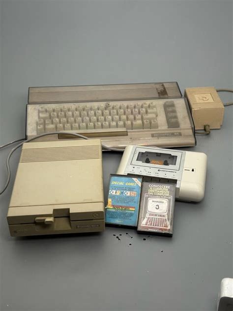 Commodore C64 Computer Auction Online Catawiki