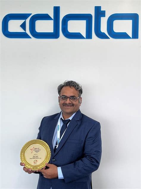 Mr Bipin Dayal Winner Of Indian Achievers Award