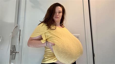 Curvy Model Kaitie Calimain Biography Fashion Career Wiki Curvy Outfit Net Worth Youtube