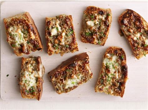 Delicious Cheese Appetizers For Your Thanksgiving Feast