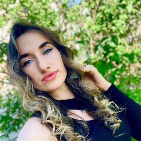 Nastia Filon Threads Say More