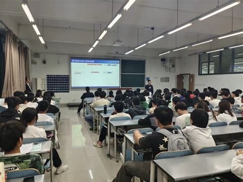 河海学院开展港口航道与海岸工程专业讲解 河海学院