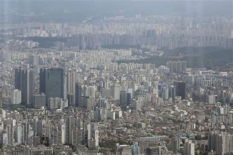 2월 전국 1만2676가구 분양…지난해 대비 물량 ‘반토막