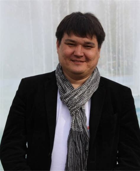 С днём рождения поздравляем члена СТД исполняющего обязанности проректора по воспитательной