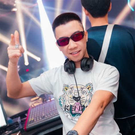 Stream Linh Coop Music Listen To Songs Albums Playlists For Free On Soundcloud