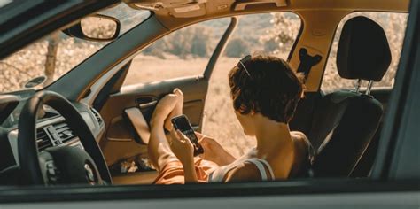 18 Sexting Examples Smart And Funny Girls Can Use To Turn A Man On Yourtango