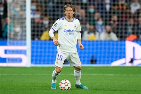 Liverpool Must Stop ‘pivotal Luka Modric In Champions League Final Claims Sergio Aguero The