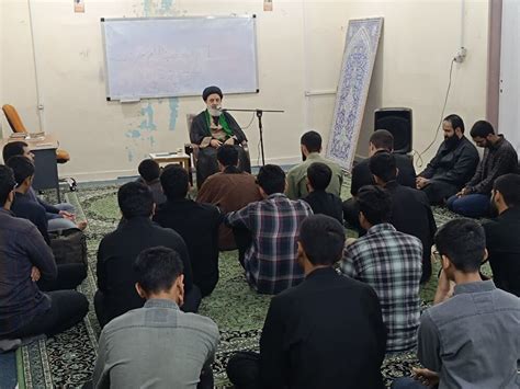 خبرگزاری حوزه تصاویر مراسم بزرگداشت شهید سید حسن نصرالله در مدرسه