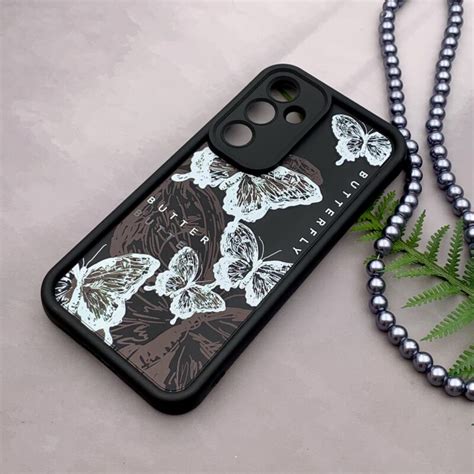 قاب گوشی Galaxy A55 سامسونگ سیلیکونی Solid Case اورجینال طرح نقاشی پروانه سفید ضد ضربه محافظ لنز